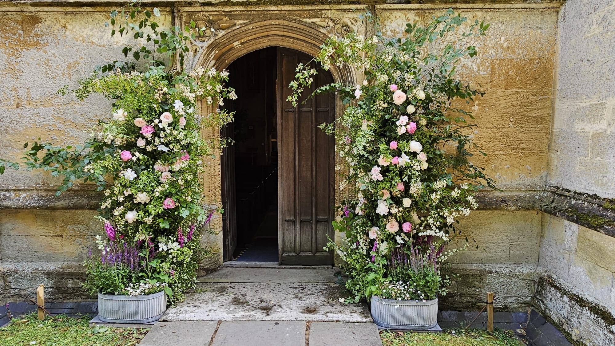 Wedding Flowers 7th June 2025 – St Mary's Church, Fairford